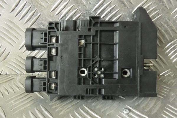 TRAFIC VIVARO NV300 BATTERY FUSE BOX – FITS 2014+ 243501820R – Van ...