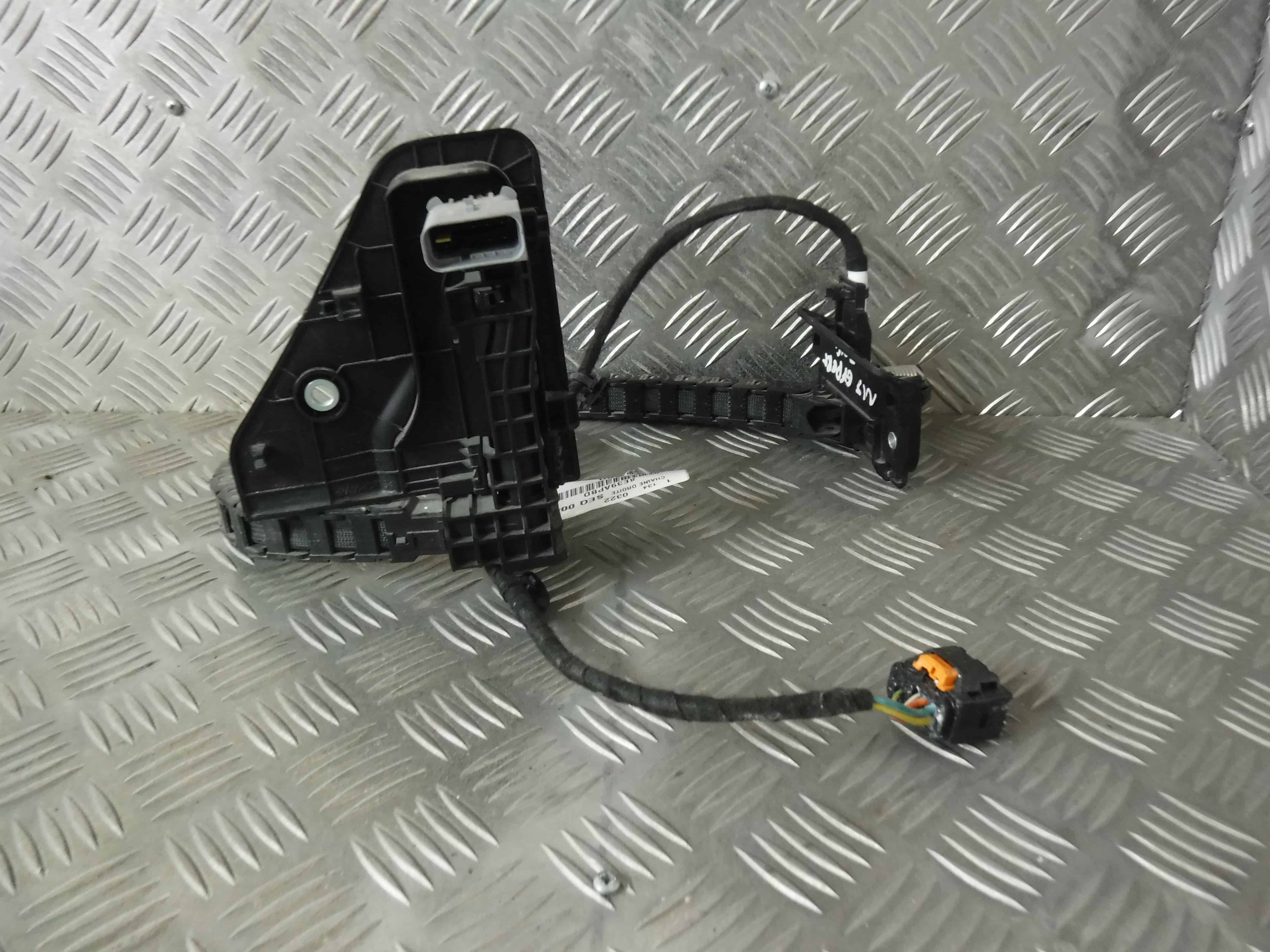 EXPERT DISPATCH SCUDO PROACE OS SIDE LOADING DOOR SNAKE – OFF 2019 VAN ...
