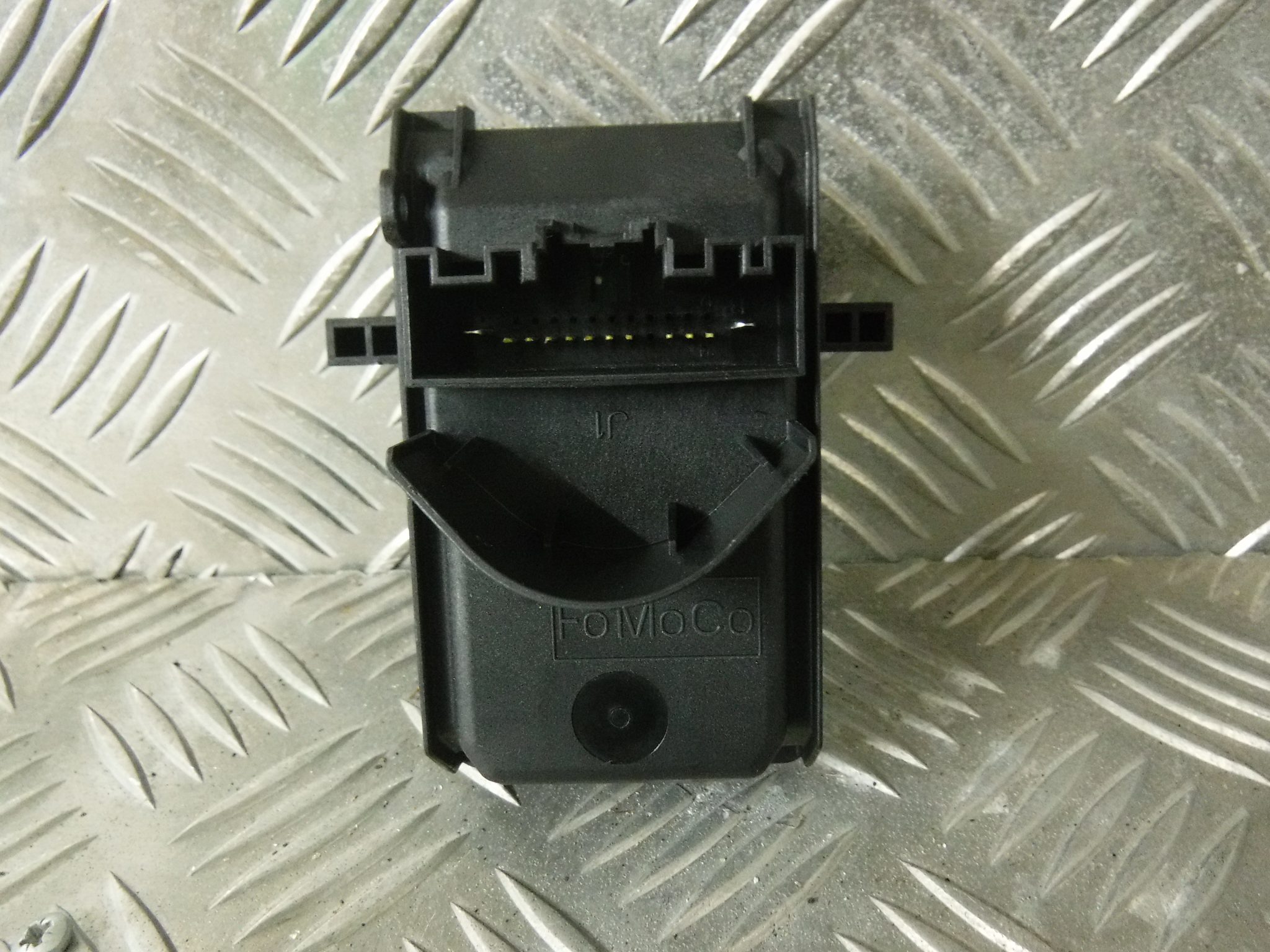 FORD TRANSIT CUSTOM OBD SOCKET MODULE – FITS 2016+ – Van Services Ltd