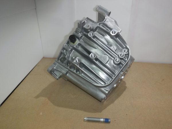 DUCATO BOXER RELAY 2007+ GEARBOX CASING (NEW GENUINE) – Van Services Ltd