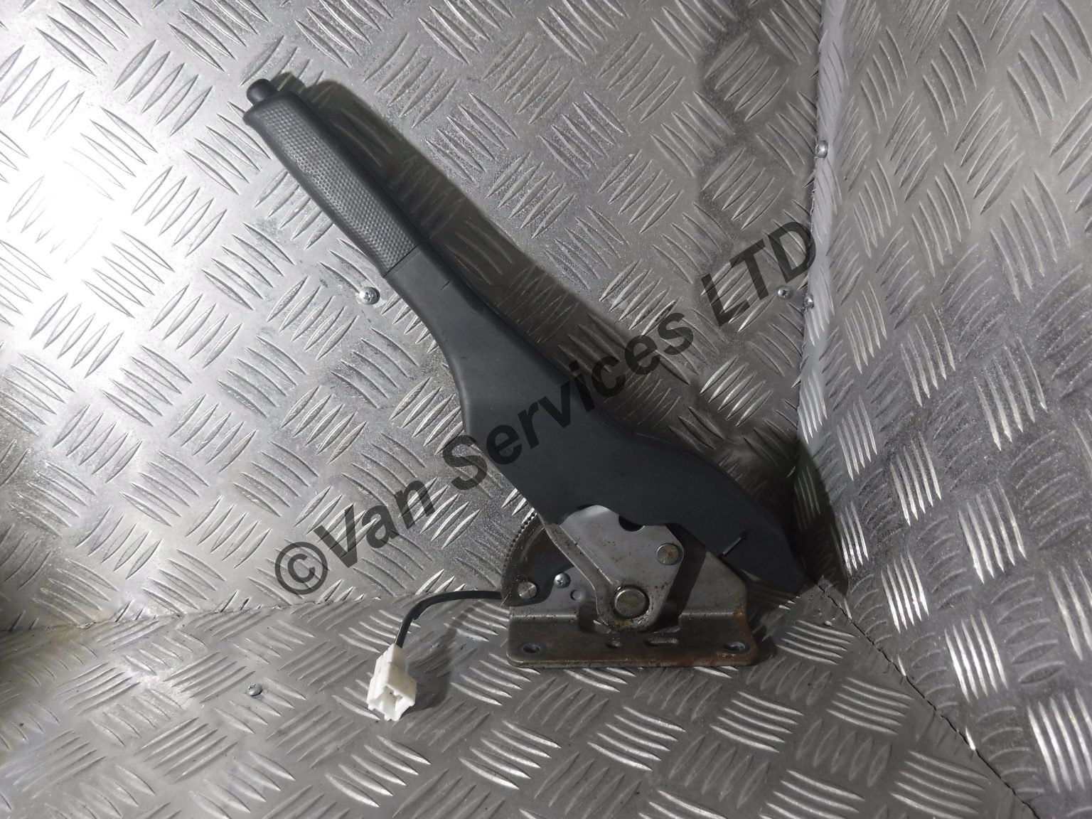 NISSAN CABSTAR HANDBRAKE ASSEMBLY – FITS 2010+ – Van Services Ltd