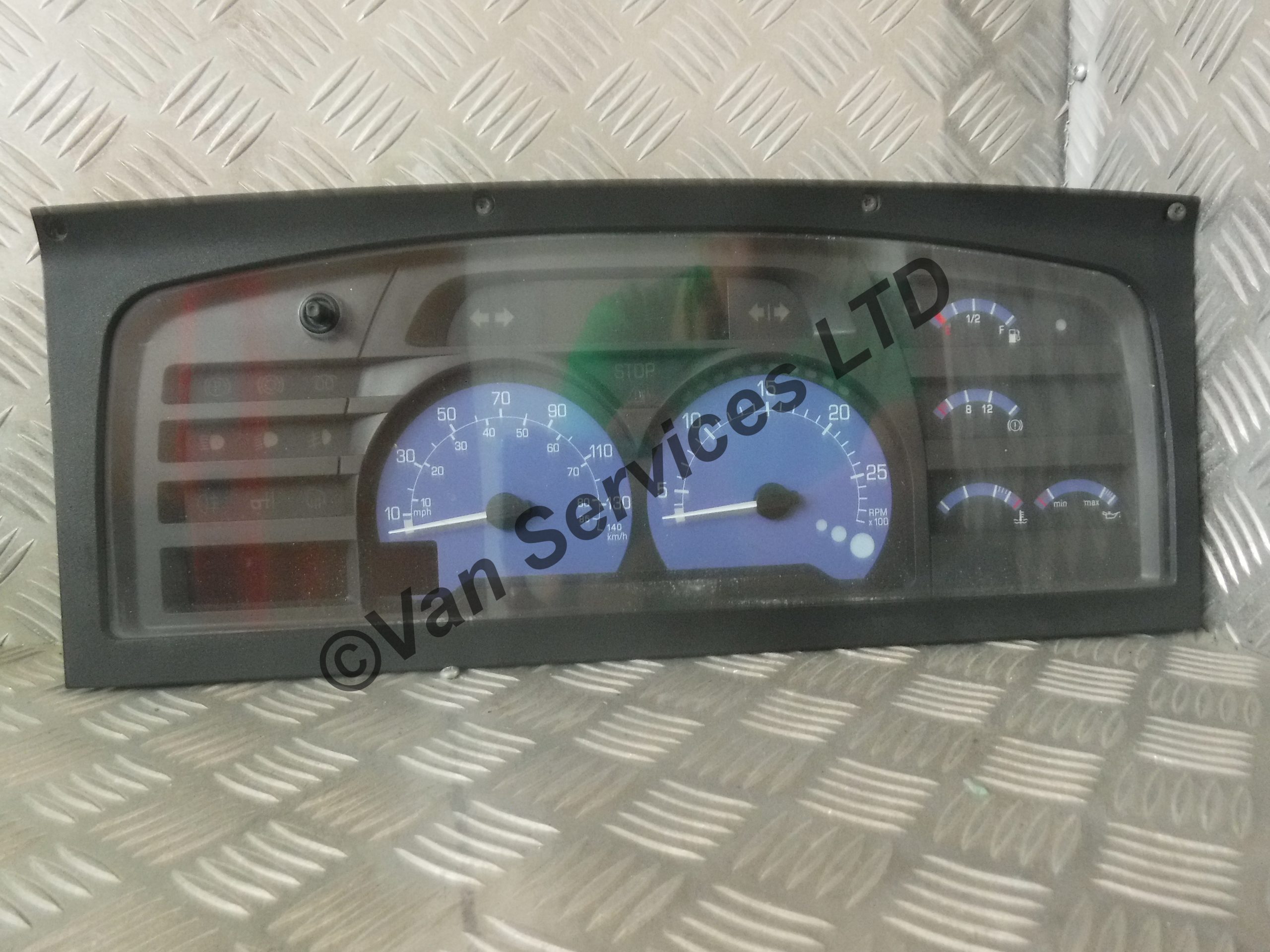 RENAULT MIDLUM 150 SPEEDOMETER / DASH CLOCKS – FITS 2001-06 – Van ...