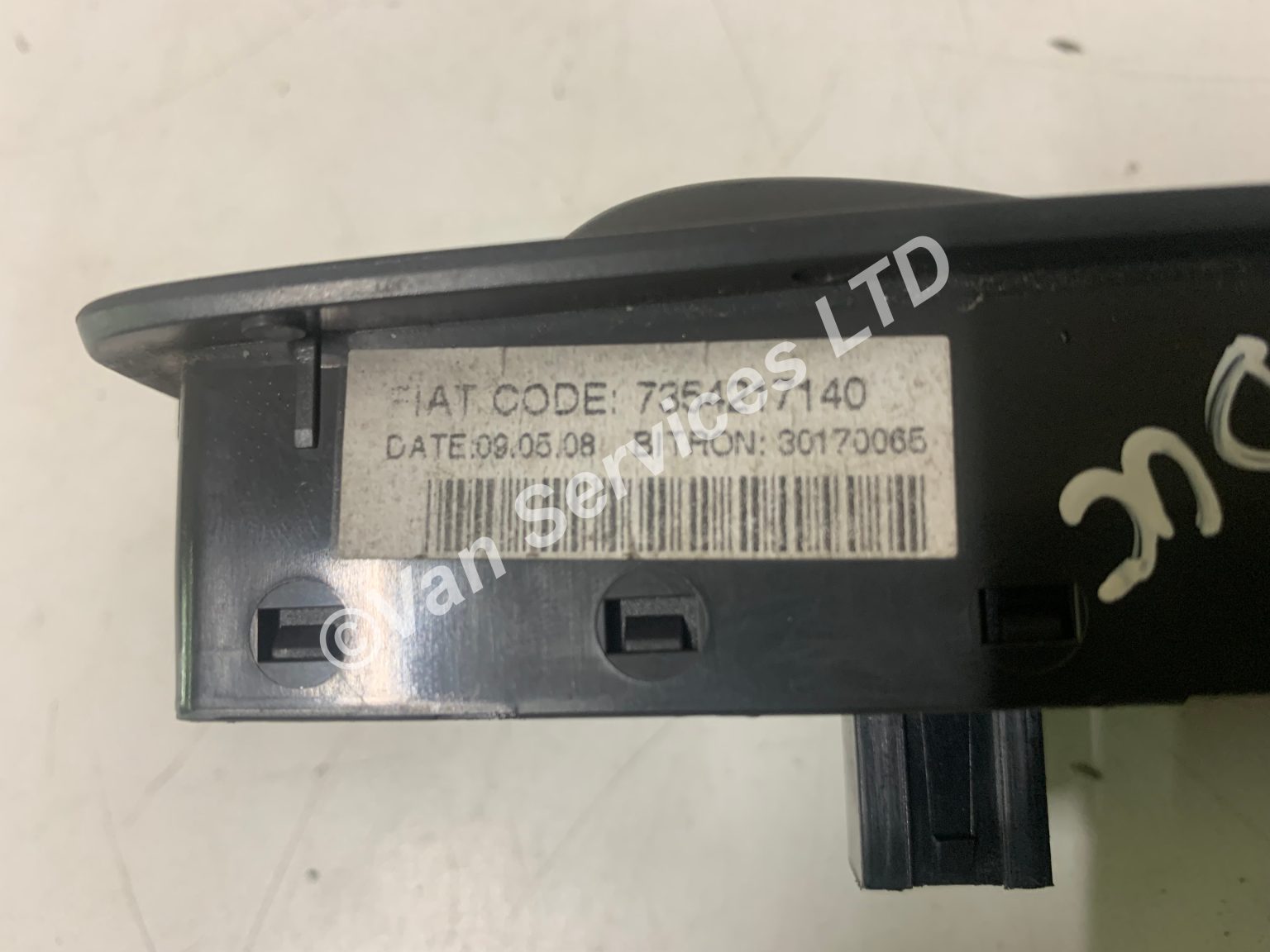 DUCATO BOXER RELAY OS ELECTRIC MIRROR AND WINDOW SWITCH PANEL – FITS ...