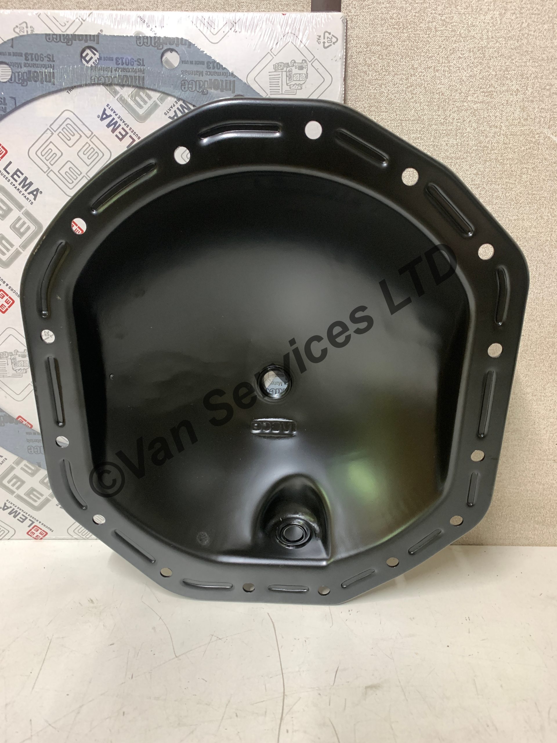 IVECO TECTOR EUROCARGO 75E15 E17 REAR DIFF / AXLE COVER WITH GASKET ...