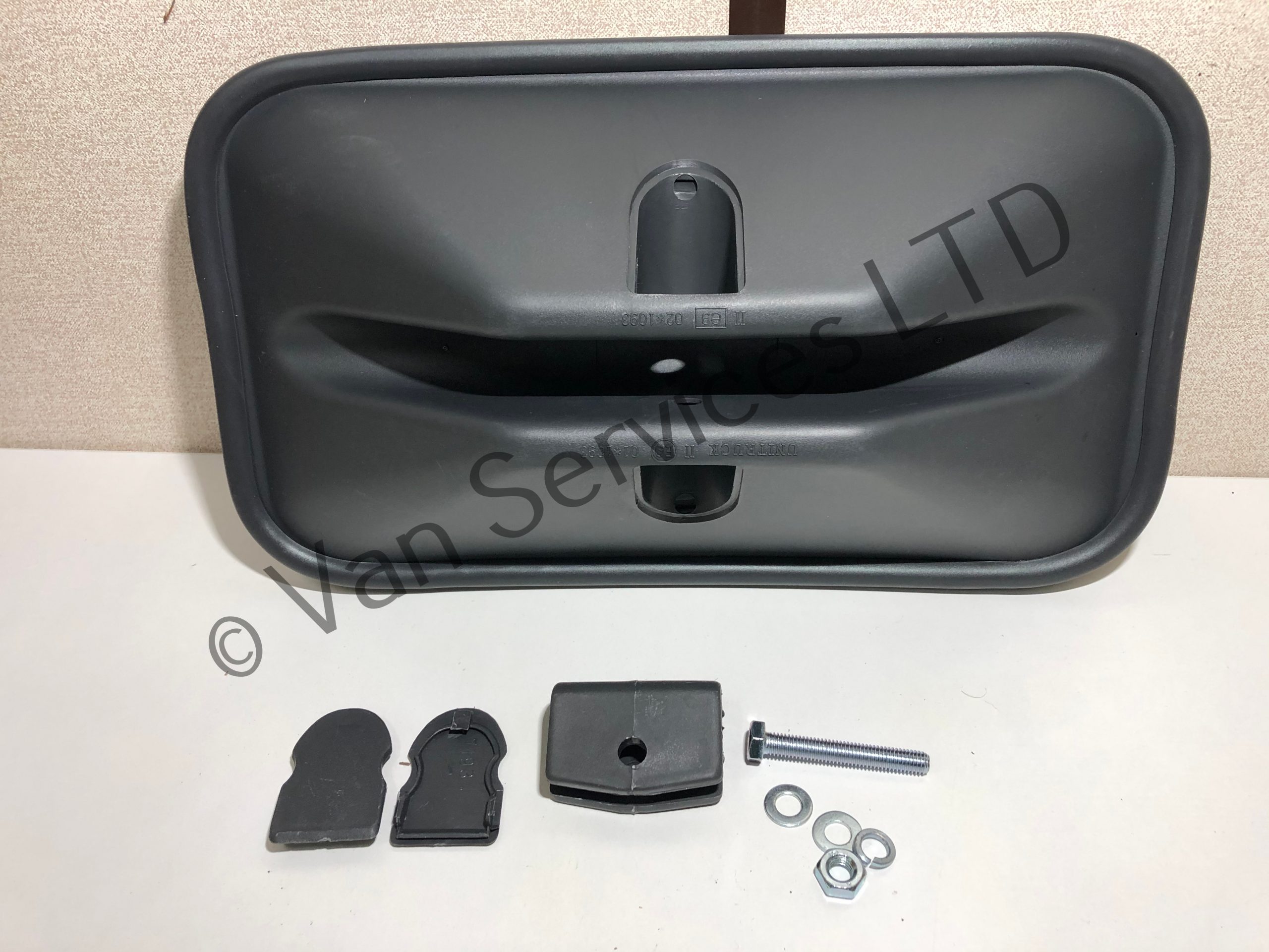 Eurocargo Convex Mirror Head – Van Services Ltd