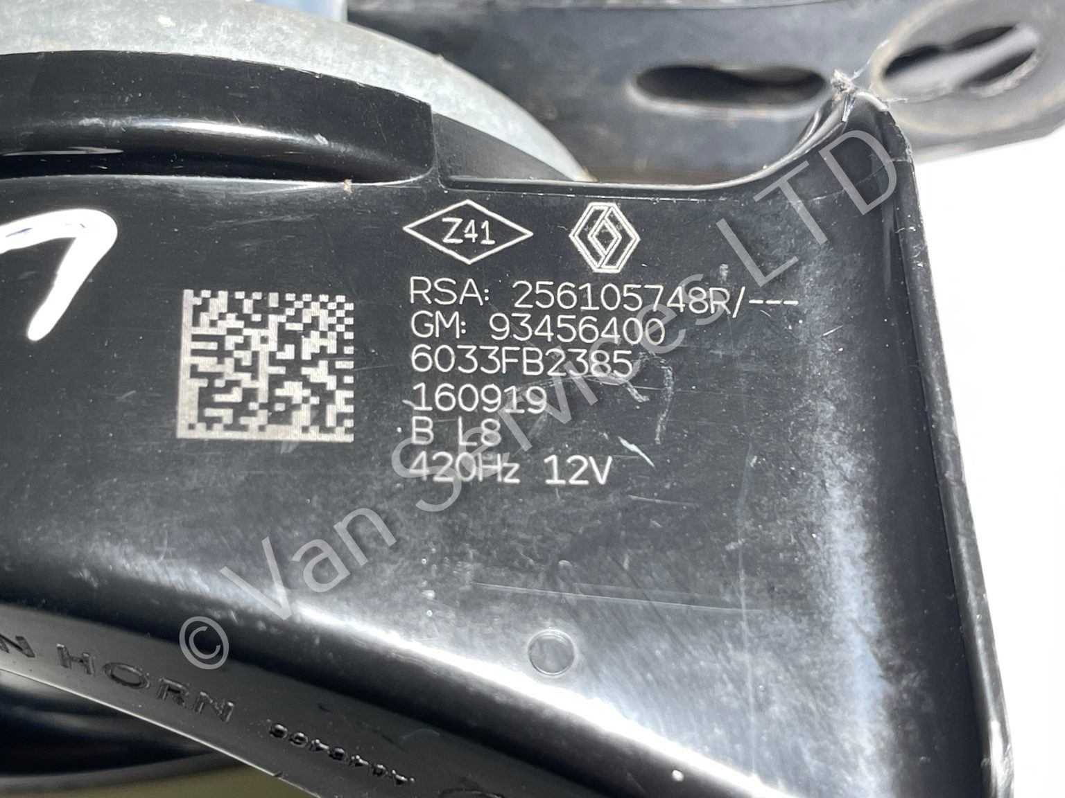 GENUINE RENAULT TRAFIC UNIVERSAL 12V HORN – Van Services Ltd