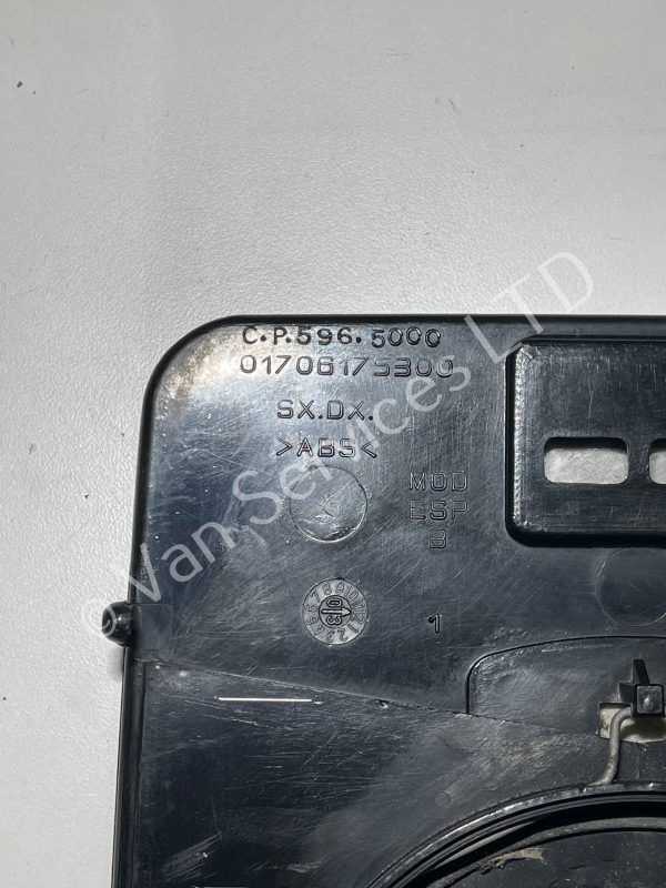 Genuine Iveco Daily Mirror Glass 2000-2006 01706175300 – Van Services Ltd