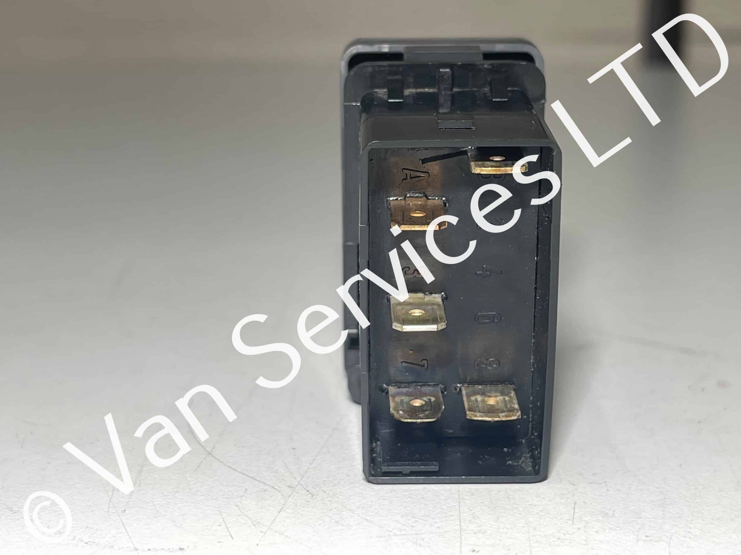 Iveco Eurocargo Tector Heated Mirror Switch 2004-2010 – 504096590 – Van ...