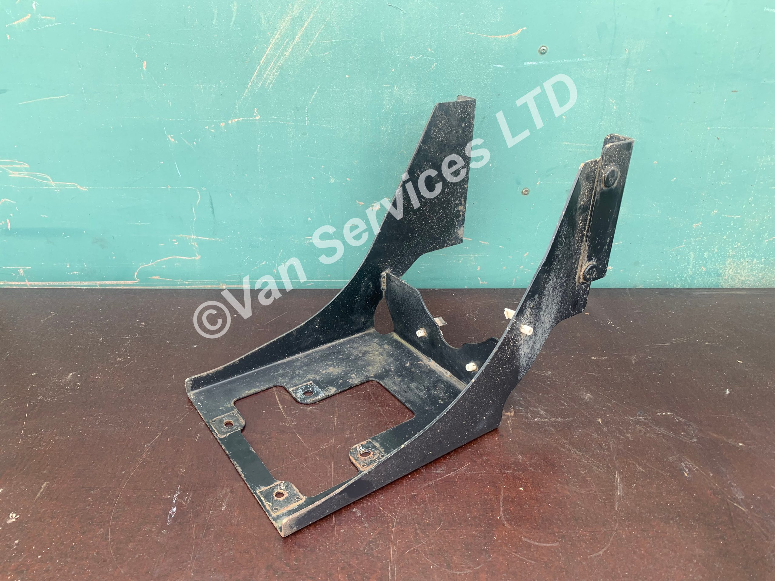 Genuine Isuzu N75.190 NQR 5.2 TD Euro 6 Air Box Bracket – Fits 2016 ...
