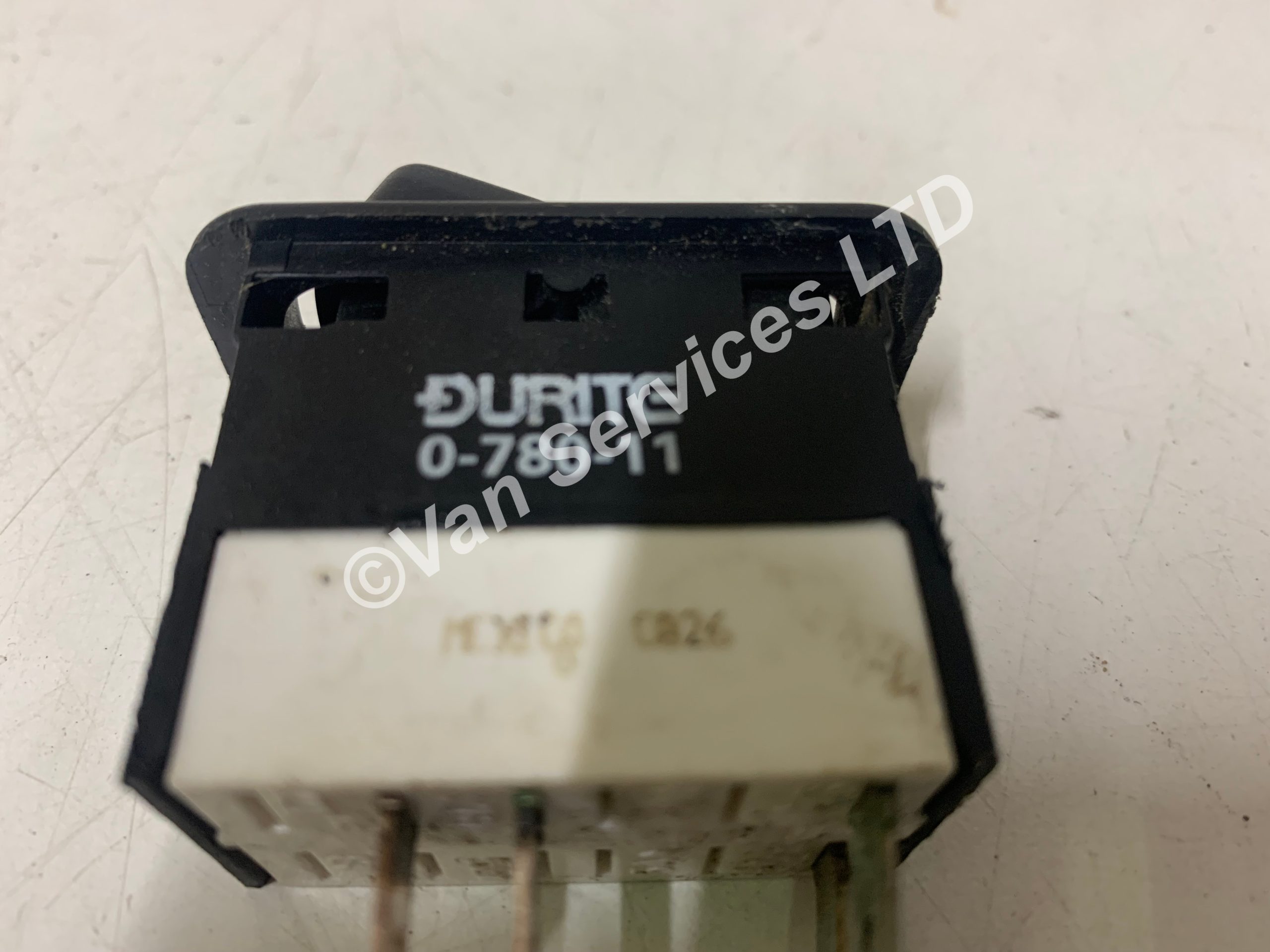 Genuine Isuzu N75 NQR 7.5 ton Light Switch – Fits 2009+ – Van Services Ltd