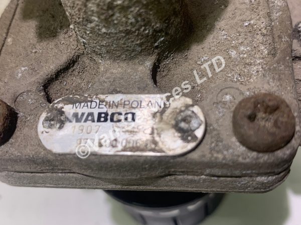 Iveco Eurocargo 180E25 18 Ton Wabco Quick Release Valve – Off 2008 ...