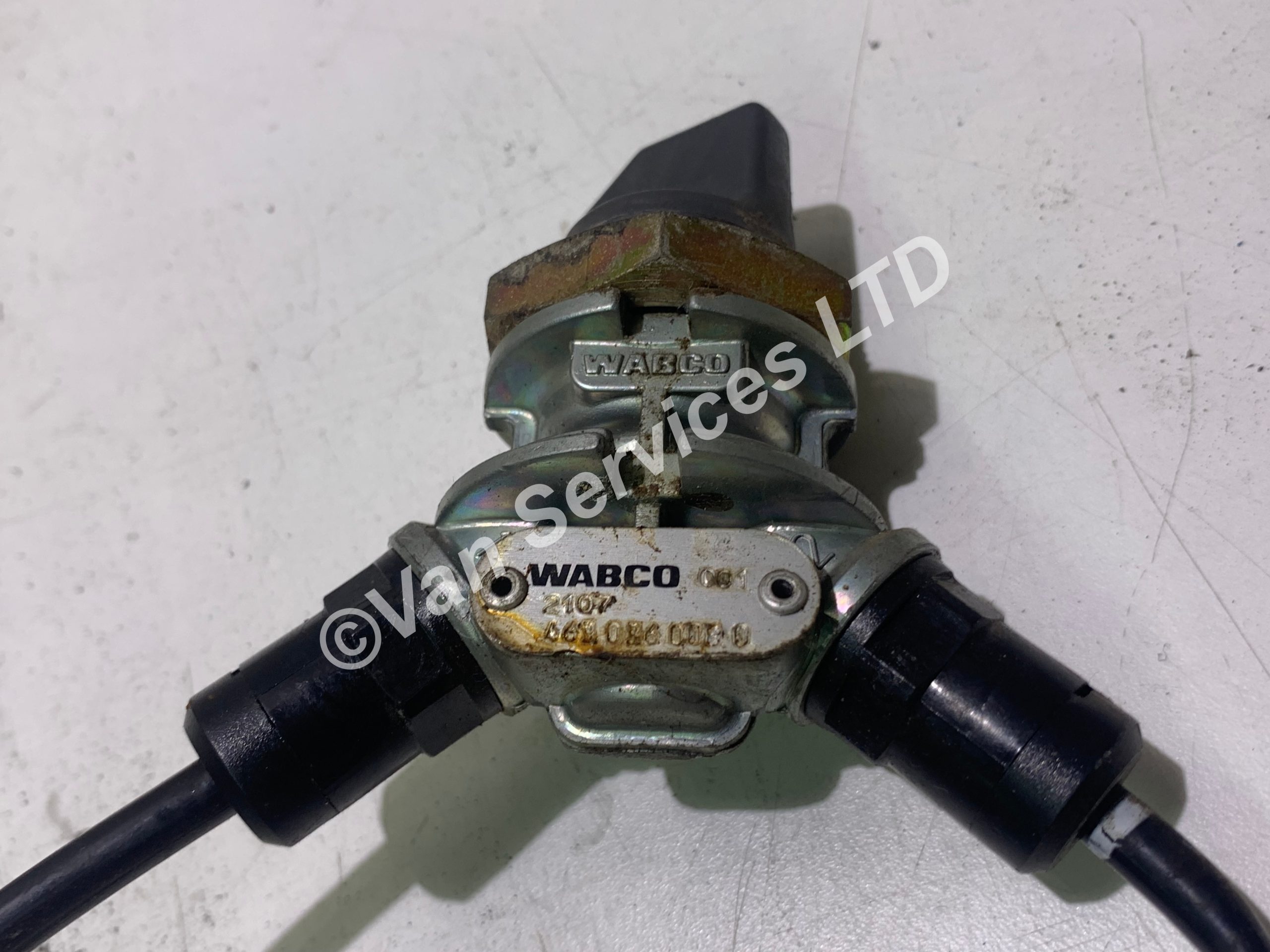 Iveco Eurocargo 180E25 18 Ton Wabco Directional Control Valve – Off ...