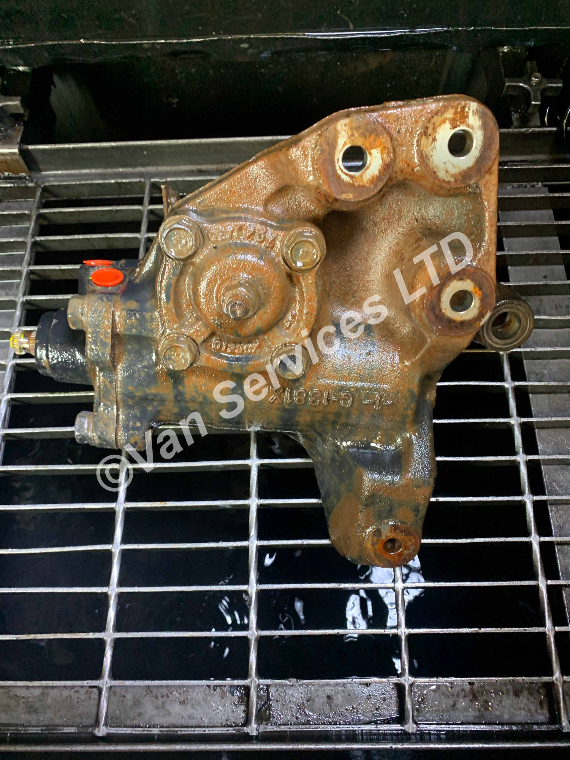 ISUZU NQR N75 7.5 TON RHD POWER STEERING BOX – FITS 2009+ – Van ...