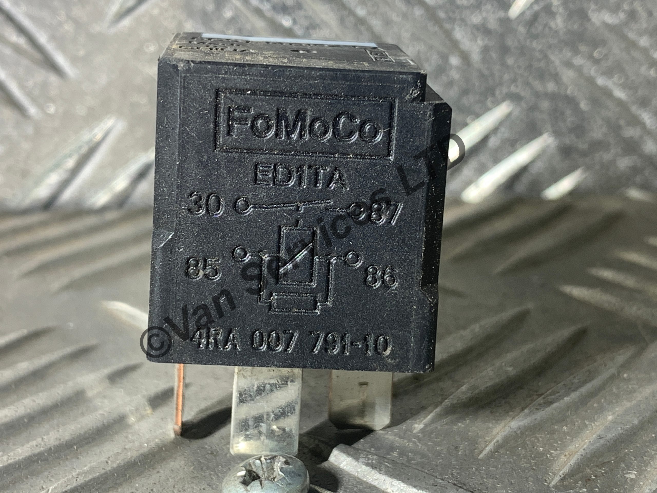 Genuine Ford Transit 12v 4 Pin Black Relay – 6G9T-14B192-CA – Van ...