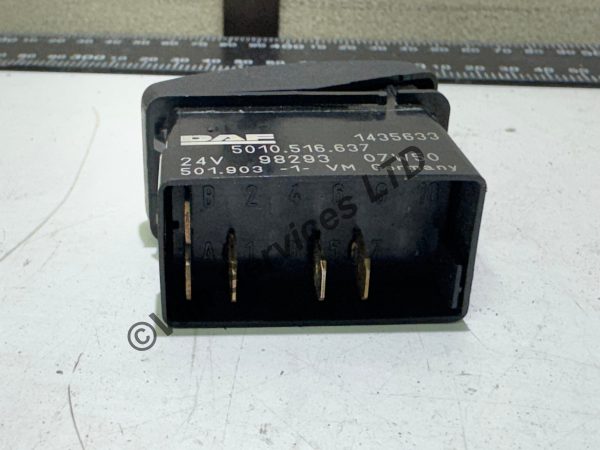 Renault Midlum DAF LF 7.5-18 ton Rear Work Light Switch – Fits 2001 ...