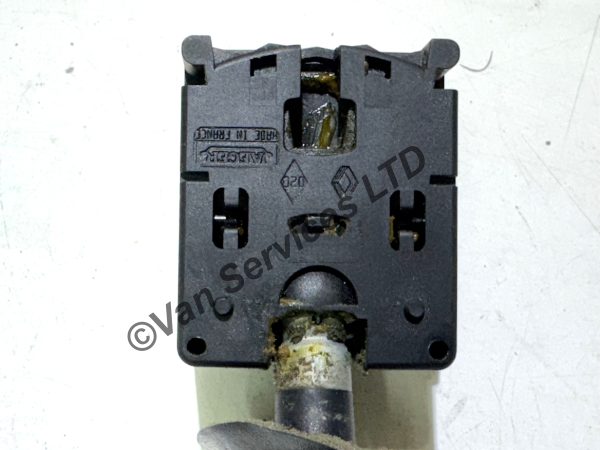 DAF LF 45 RENAULT MIDLUM HEADLIGHT INDICATOR AND HORN STALK 2001+ – Van ...